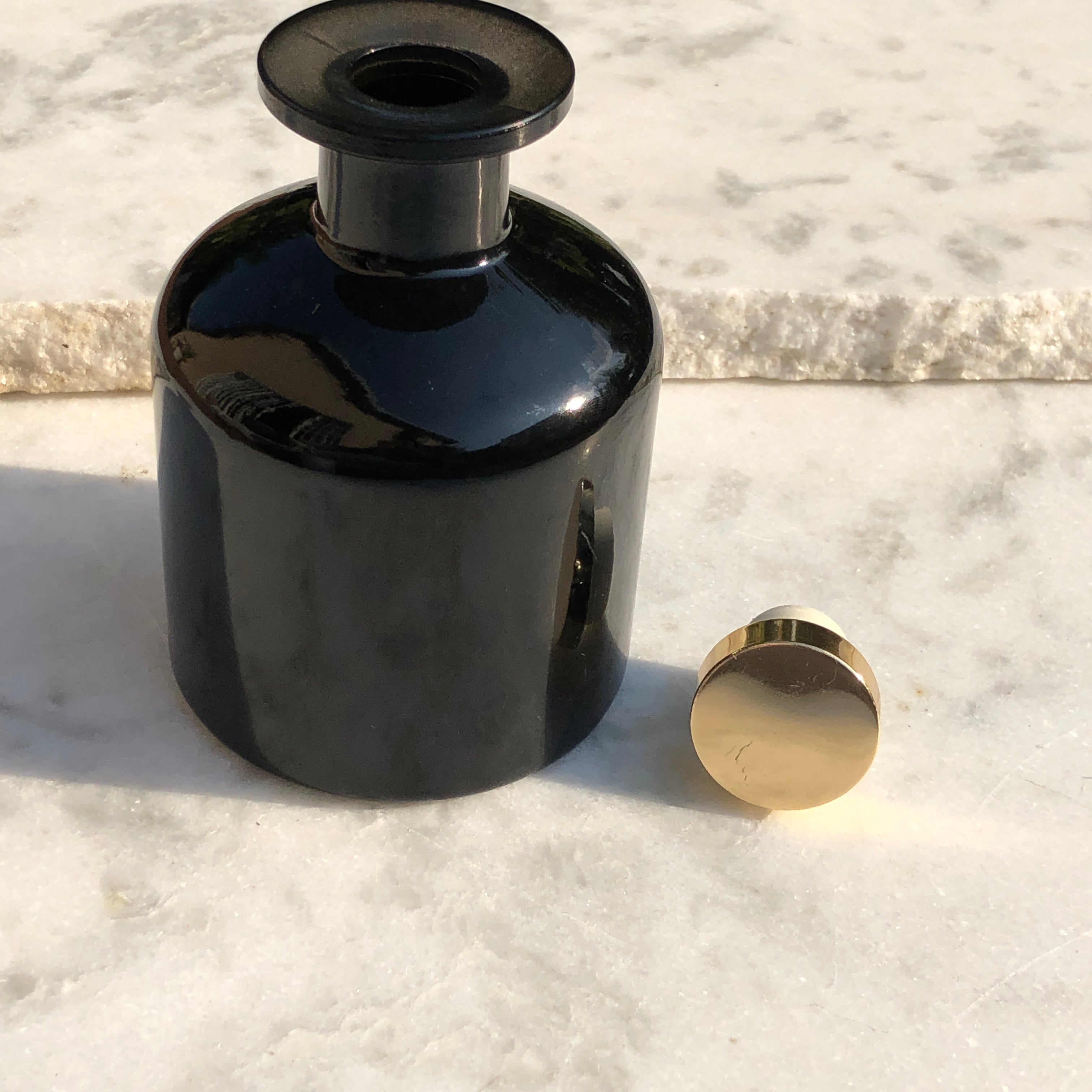 Wholesale Diffusers and Candles